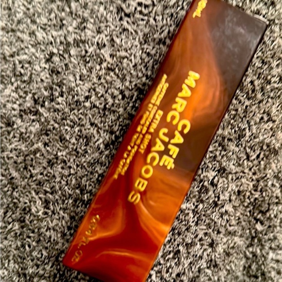 Marc Jacobs | Makeup | Marc Jacobs Extra Shot Makeup There Is 4 ...